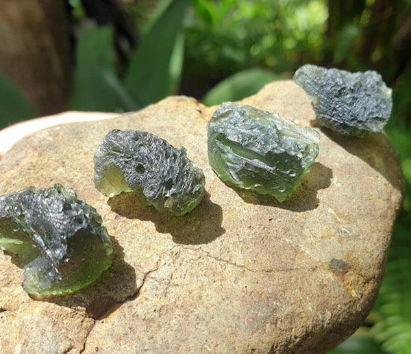 Authentic Moldavite Crystals: A Comprehensive Guide to Spotting Real vs ...